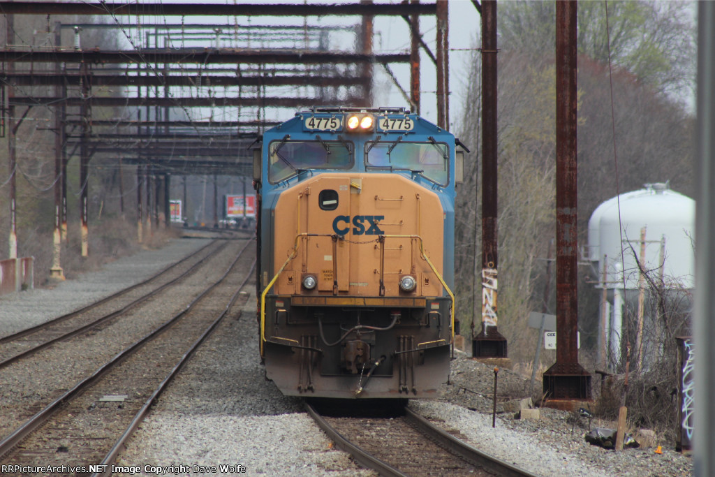 CSX 4775